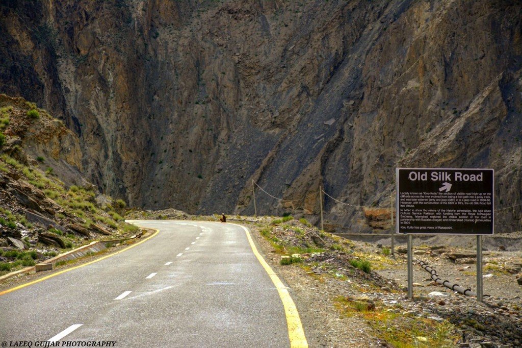 Karakoram Highway Road Trip Cross Country Adventure in Gilgit Baltistan ...